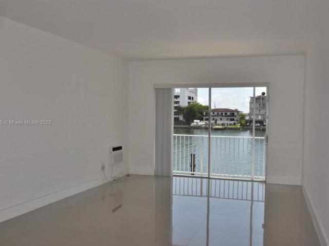 7925 West Dr #21 North Bay Village, FL 33141