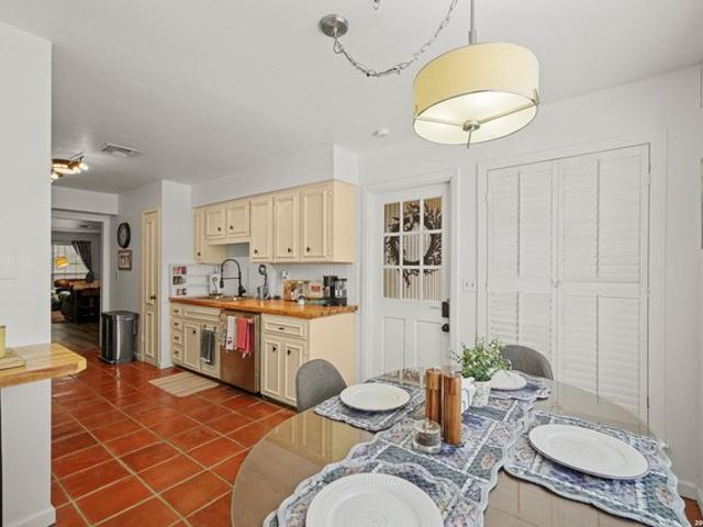 7926 Broadway Apt 102, San Antonio, TX 78209