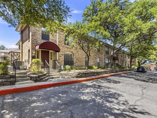 7926 Broadway Apt 301, San Antonio, TX 78209