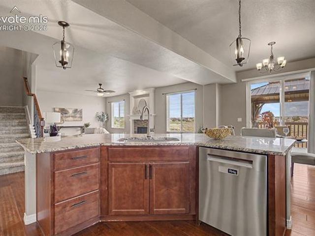 7926 Dutch Loop