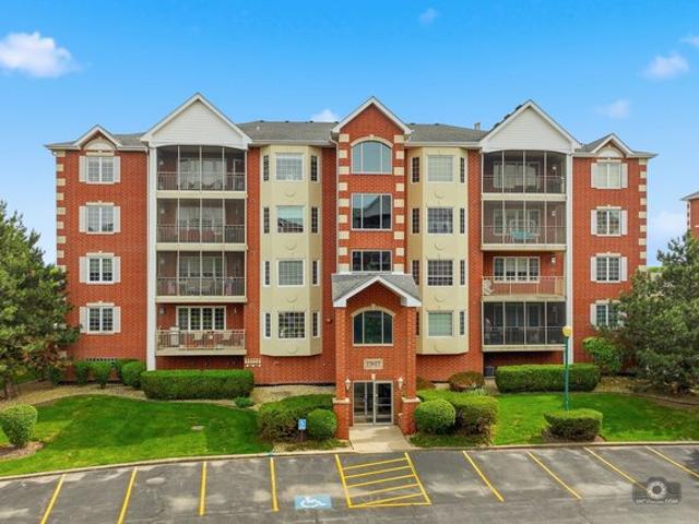 7927 Trinity Cir Unit 4SW, Tinley Park, IL 60487