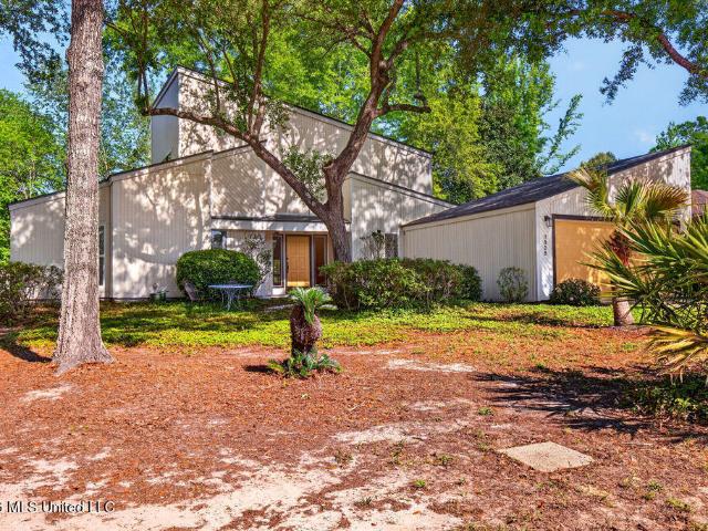 7928 Apaki Pl, Diamondhead, MS 39525 | Compass