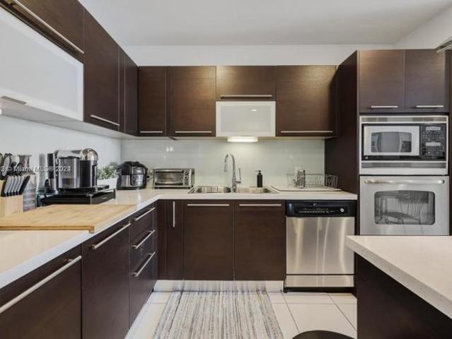 7928 East Dr #1002, North Bay Village, FL 33141