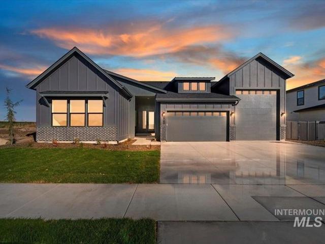 7928 W Flathead Lake St, Eagle, ID 83616