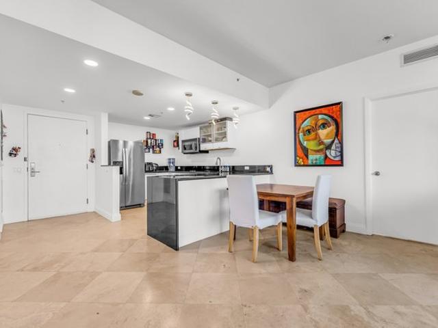 7929 West Dr Apt 702, North Bay Village, FL 33141