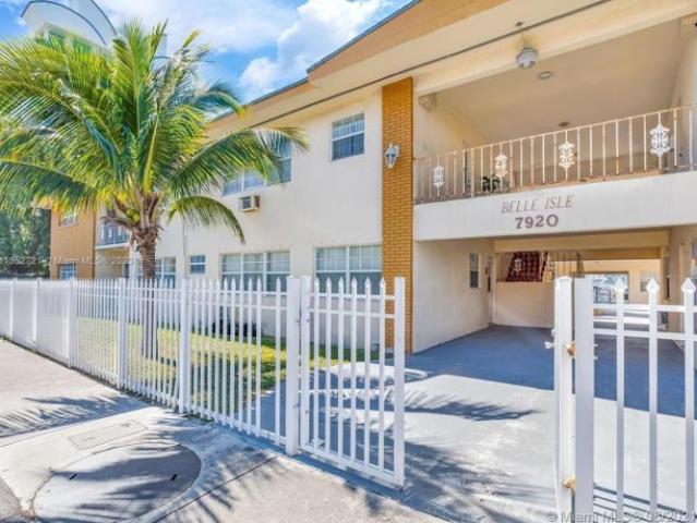 7920 East Dr #23, North Bay Village, FL 33141
