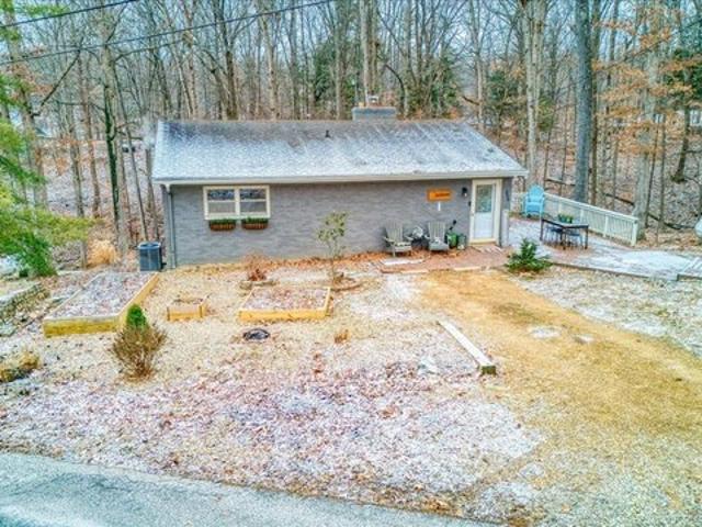 7920 Ebony Dr, Nineveh, IN 46164