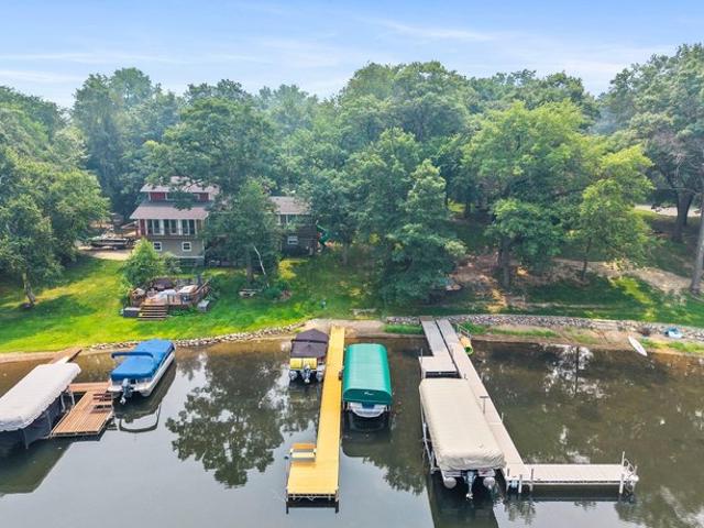7920 Hill Trl N, Lake Elmo, MN 55042