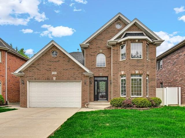 7920 S Lorel Ave, Burbank, IL 60459