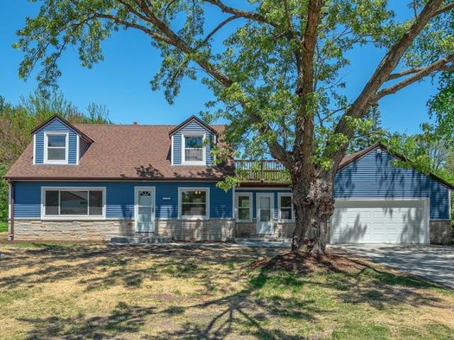 7920 W Puetz Rd, Franklin, WI 53132
