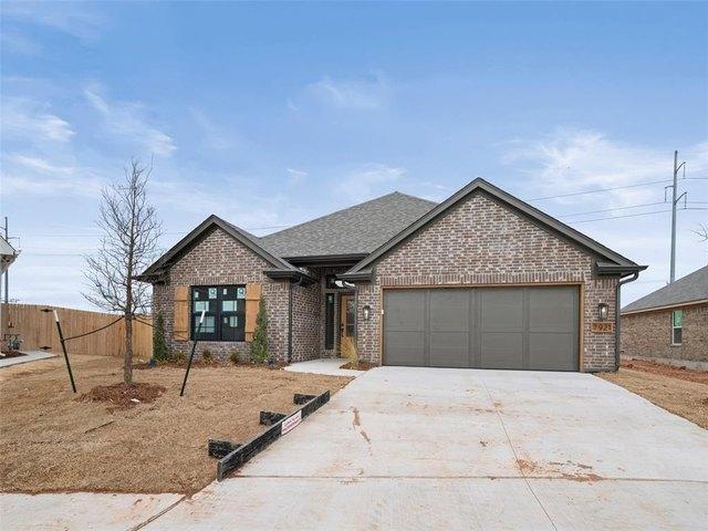 7921 NW 163rd St, Oklahoma City, OK 73013