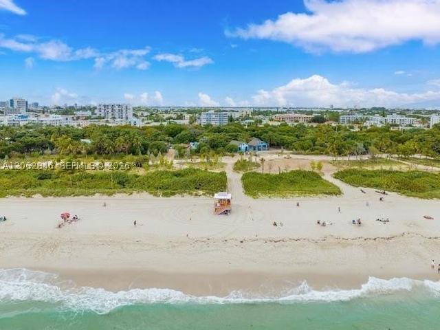 7921 Byron Ave Apt 404, Miami Beach, FL 33141
