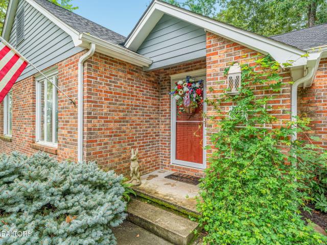 7921 Castlecomb Rd