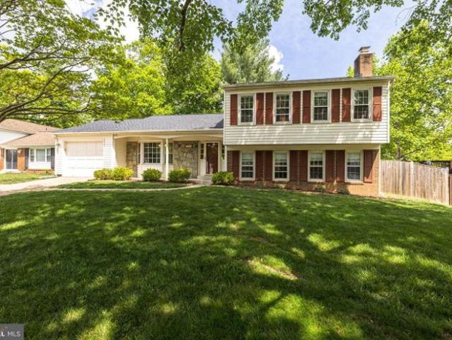 7922 Richfield Rd, Springfield, VA 22153