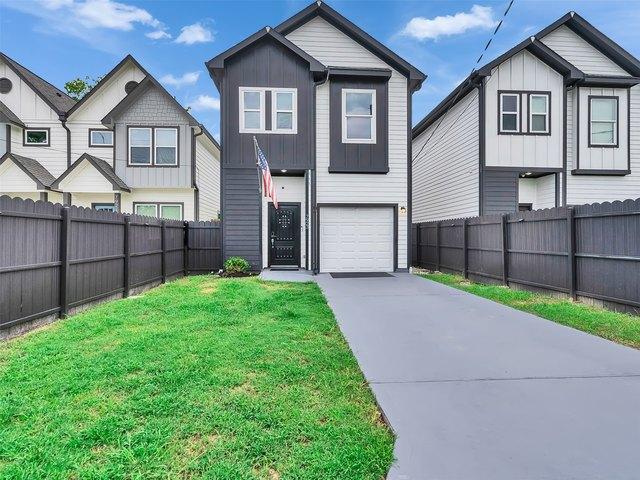 7923 Bonaire St, Houston, TX 77028