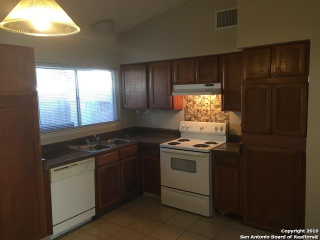 7923 Donore Pl, Unit 16, San Antonio, TX 78229 | MLS #1946