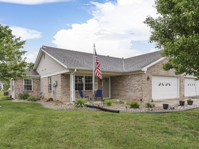 7923 Park Ward Pl, Indianapolis, IN 46259