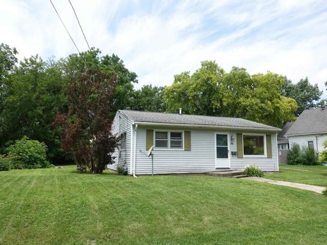 792 Day St, Galesburg, IL 61401