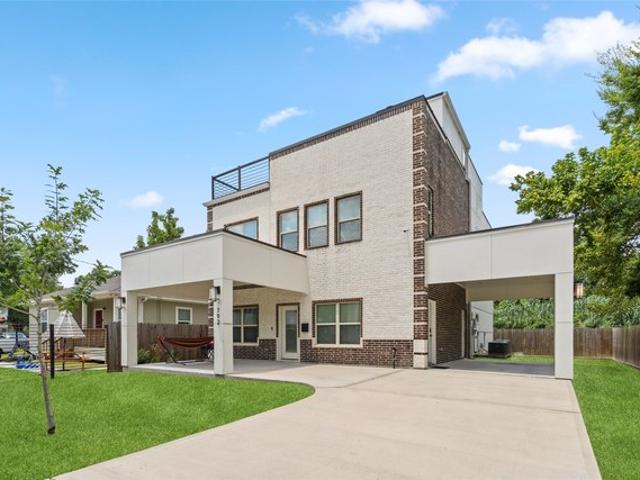 792 Paul Quinn St, Houston, TX 77091