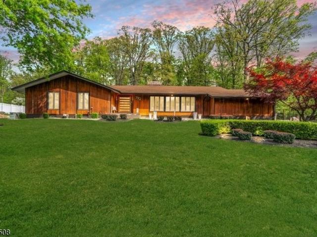 792 Partridge Dr, Bridgewater Twp, NJ 08807