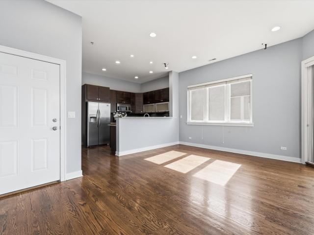 7934 W GRAND Avenue # 4E