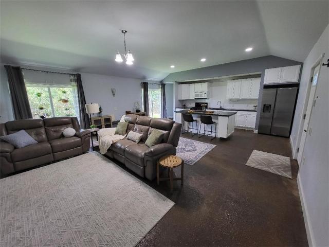 7935 W Henrietta Road