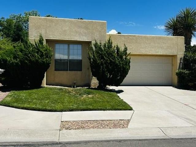 7936 Woodridge Dr NE, Albuquerque, NM 87109