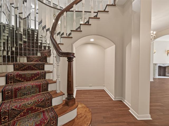 7937 Woodway Dr, Houston, TX 77063 | MLS #11124 | Compass
