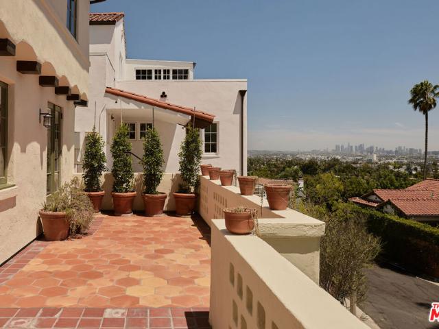 7939 Hillside Avenue