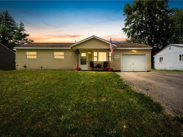 7939 Rinaldo Blvd E, Bridgeport, NY 13030