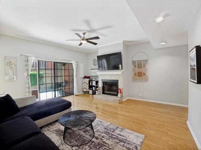 7930 Roanoke Run Apt 801, San Antonio, TX 78240