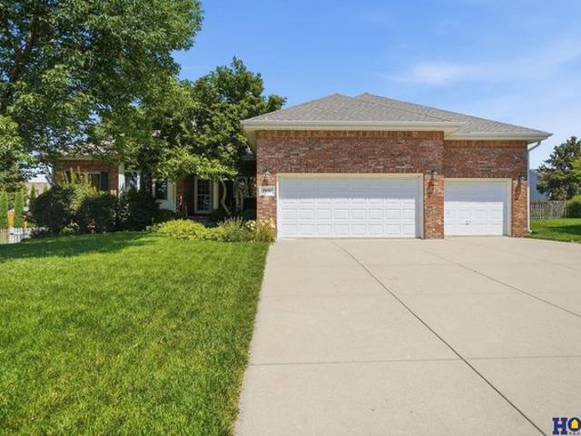 7930 Zachary Cir, Lincoln, NE 68507