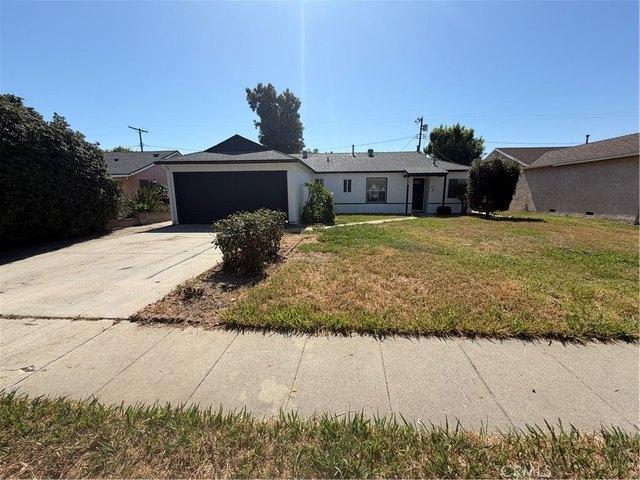 7931 Newcastle Ave, Reseda, CA 91335
