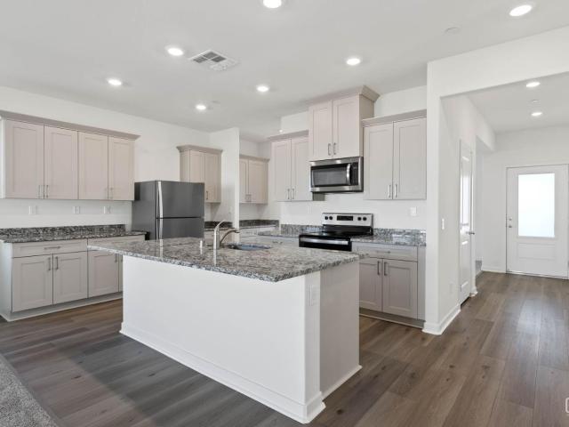 7931 Blueberry Avenue