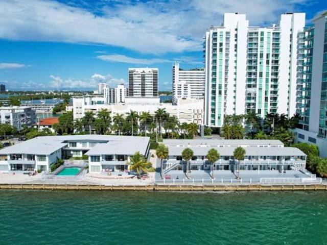 7931 East Dr 104, North Bay Village, FL