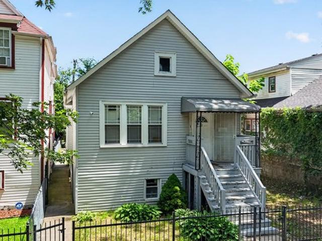7931 S Muskegon Ave, Chicago, IL 60617