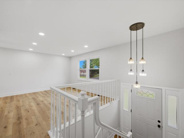7931 W laurel Drive