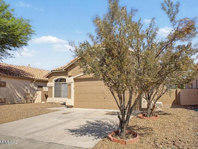 7932 n panamint drive