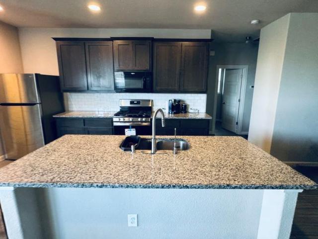 7932 Castelardo Pl