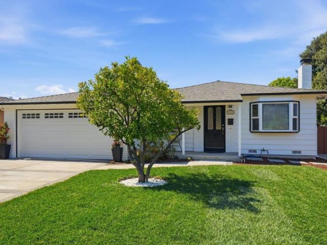 7933 Cranberry Circle