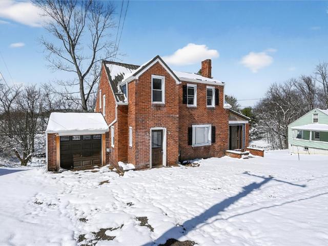 793 Evergreen Rd