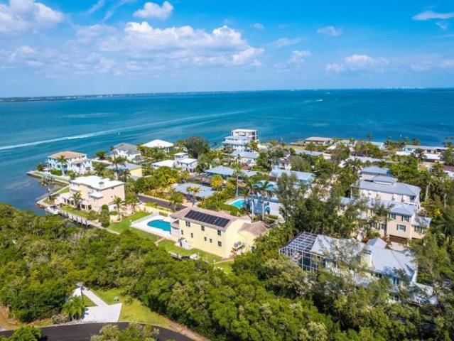 793 Jungle Queen Way, Longboat Key, FL 34228