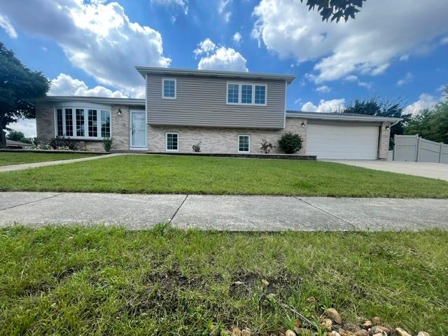 793 six pines drive