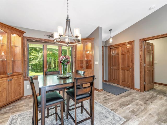 7944 oak ridge court