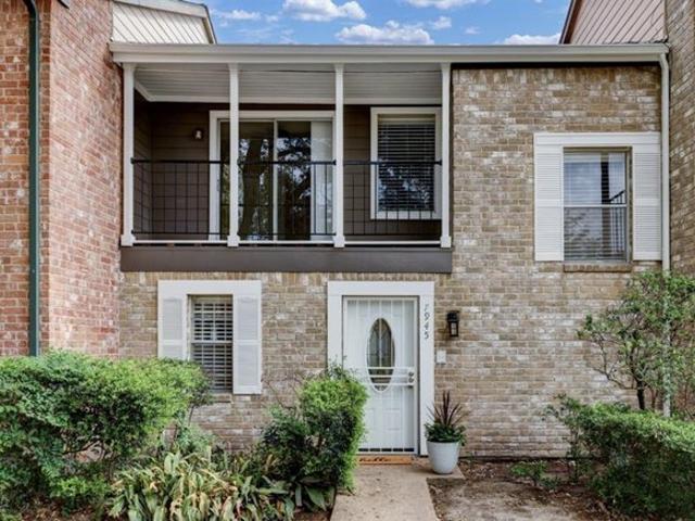 7945 Ellinger Ln, Houston, TX 77040