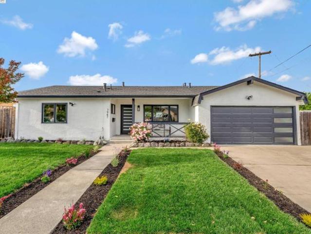 7947 Serena Ct, Dublin, CA 94568