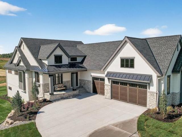 7947 th St E, Prior Lake, MN 55372