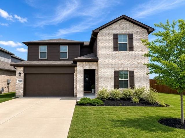 7948 Oaktown Dr, Fort Worth, TX 76131
