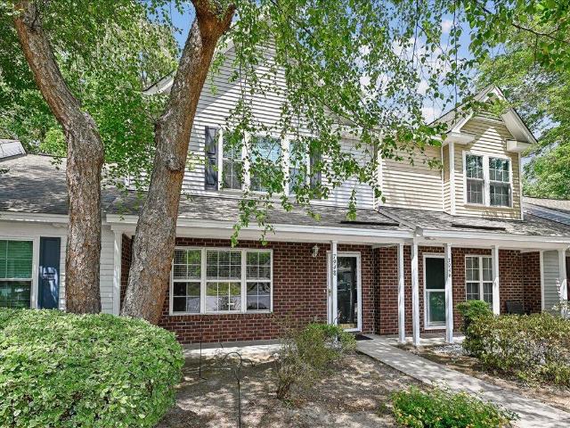 7948 Shadow Oak Drive