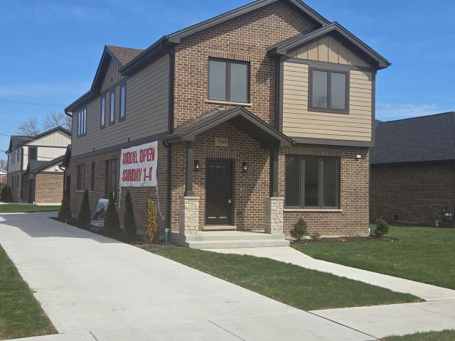 7948 74th St, Bridgeview, IL 60455 | MLS #12647